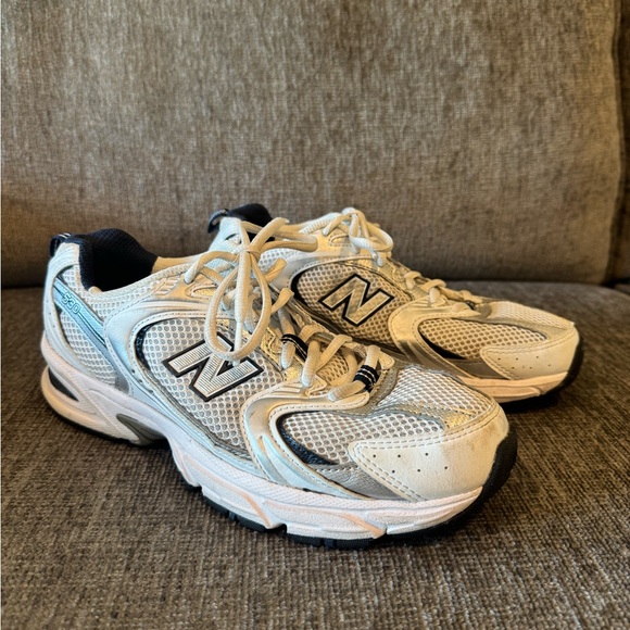 New Balance | Shoes | New Balance 53 White And Navy | Poshmark